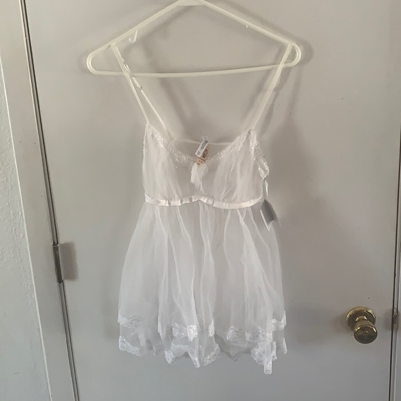 Victoria's Secret | Intimates & Sleepwear | Victorias Secret I Do White ...
